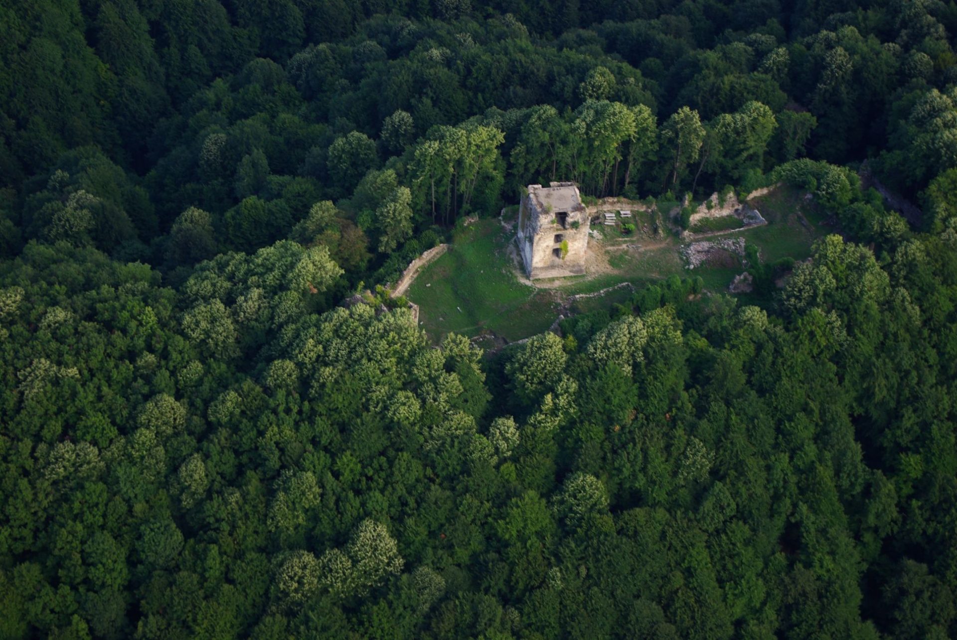 Priča o Garić gradu - ExploreCroatia